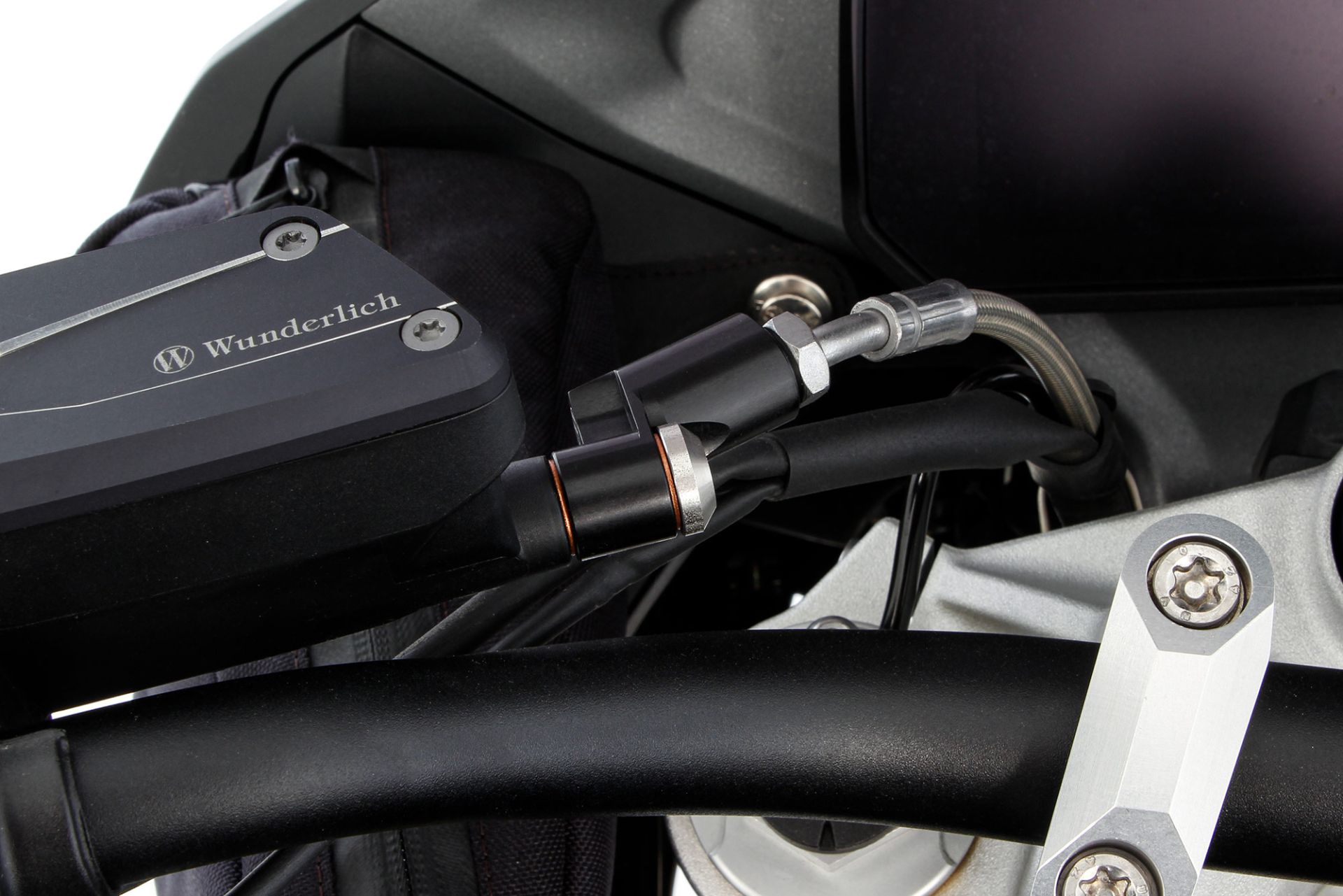 Adapter to extend the brake or clutch line | Wunderlich